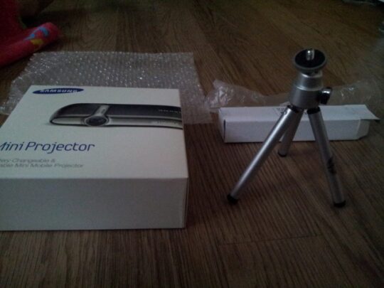 Mobile Beam Projector accessory - SamMobile - SamMobile