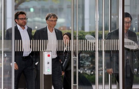 Microsoft and Google visit Samsung Electronics - SamMobile - SamMobile