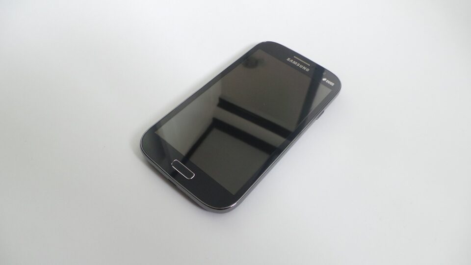 Review: Samsung Galaxy Grand DUOS (GT-I9082) - SamMobile - SamMobile