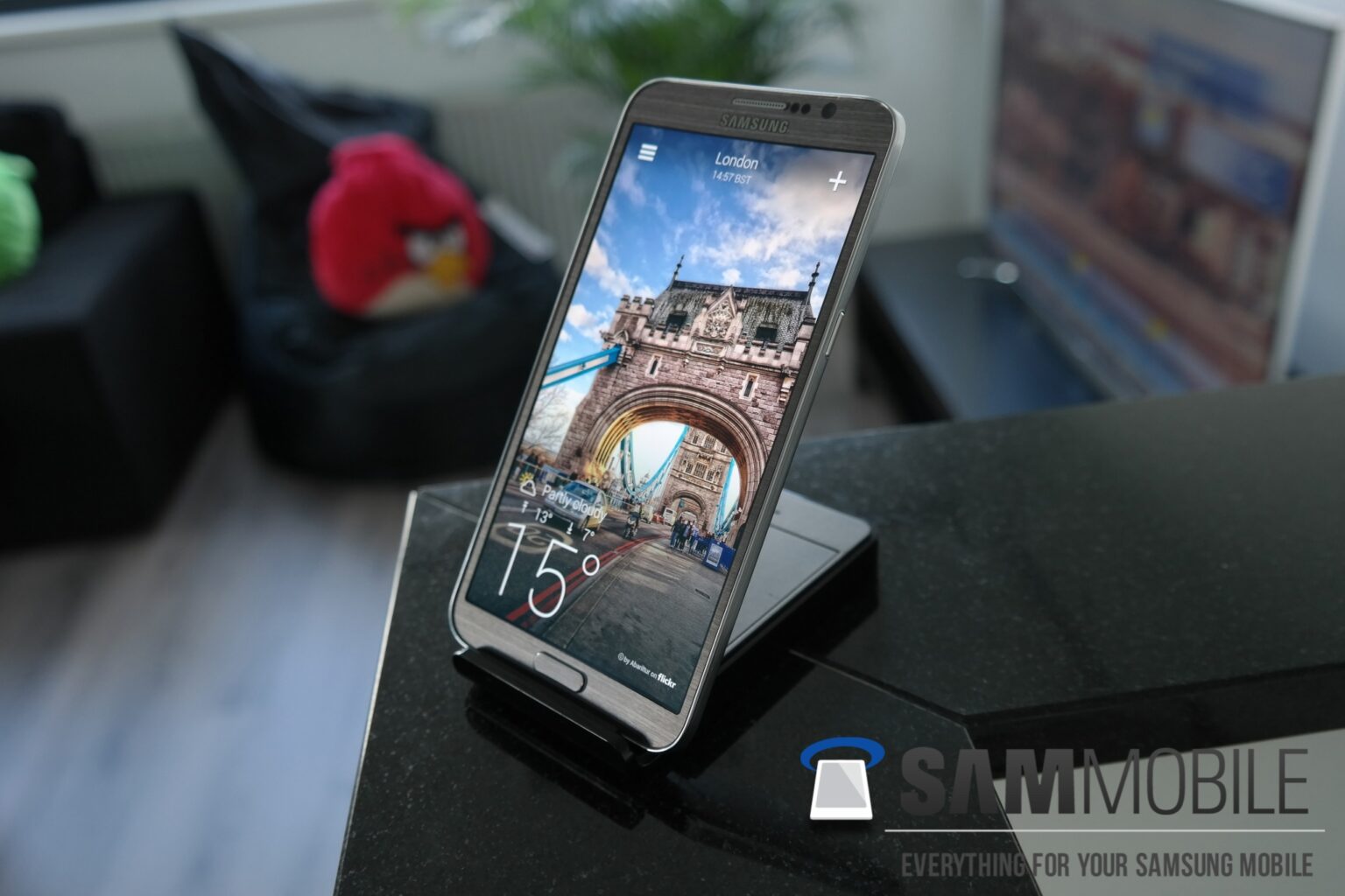 Review: Samsung Galaxy Round (SM-G910S) - SamMobile