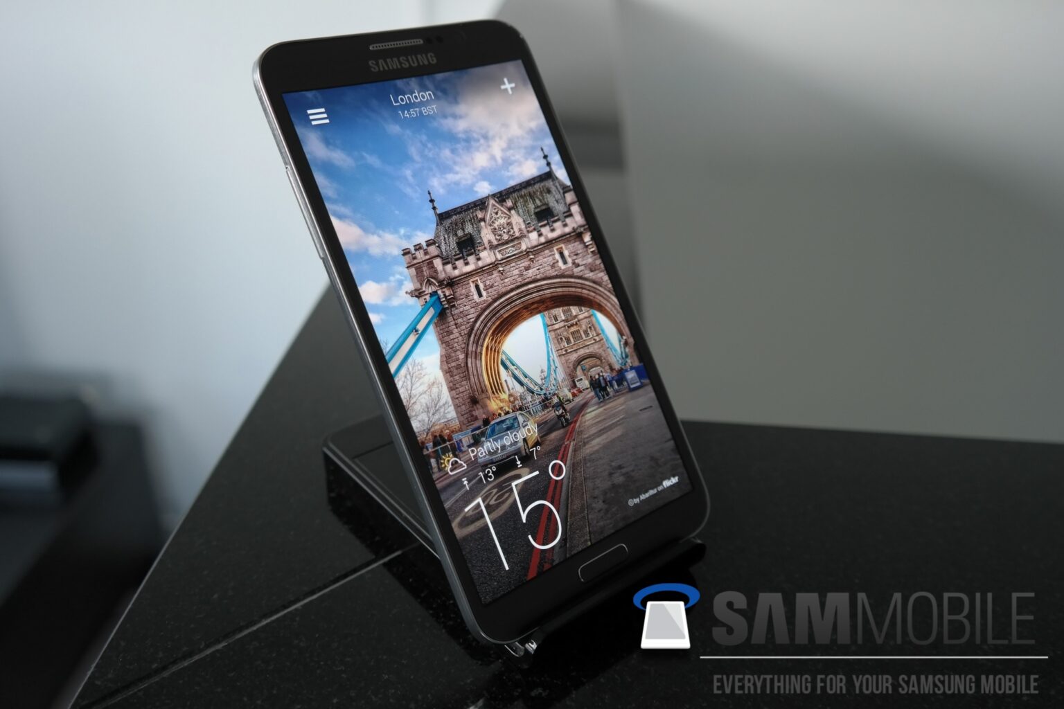 Review: Samsung Galaxy Round (SM-G910S) - SamMobile