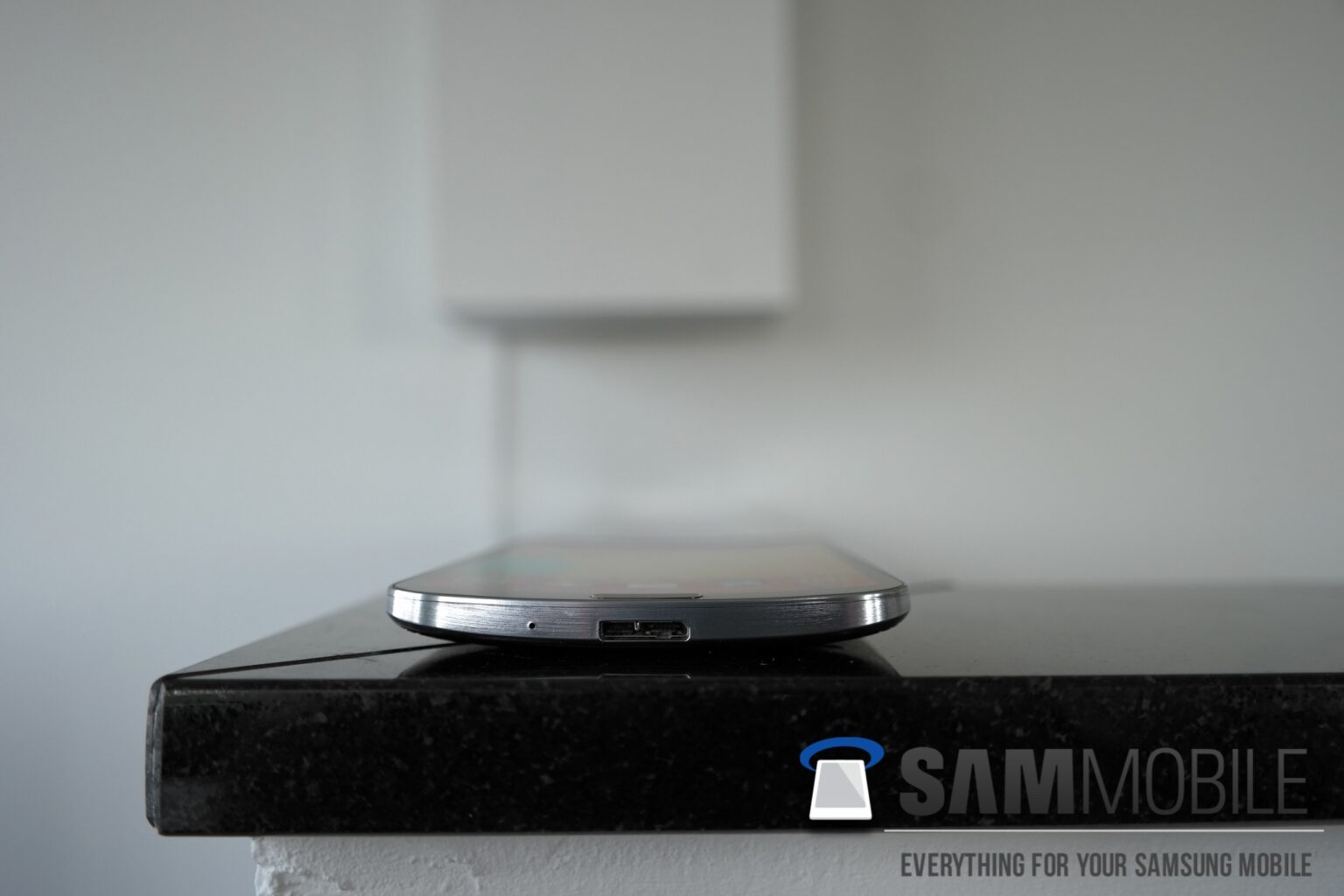 Review: Samsung Galaxy Round (SM-G910S) - SamMobile