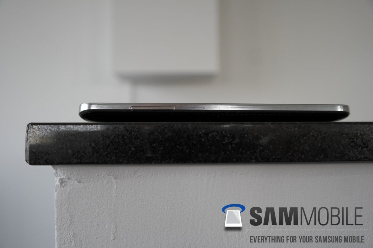 Review: Samsung Galaxy Round (SM-G910S) - SamMobile