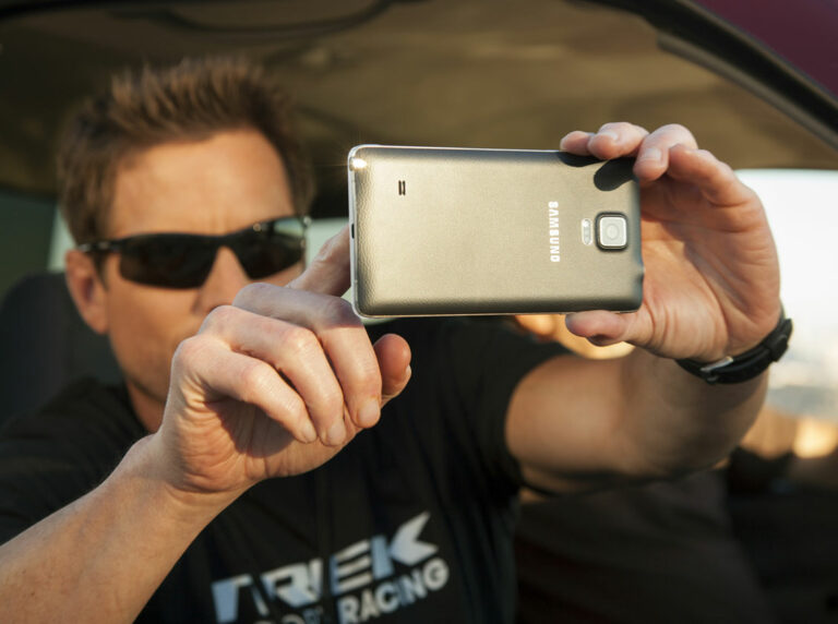 Samsung announces Galaxy Note 4 - QHD (2560x1440) Super AMOLED Display ...