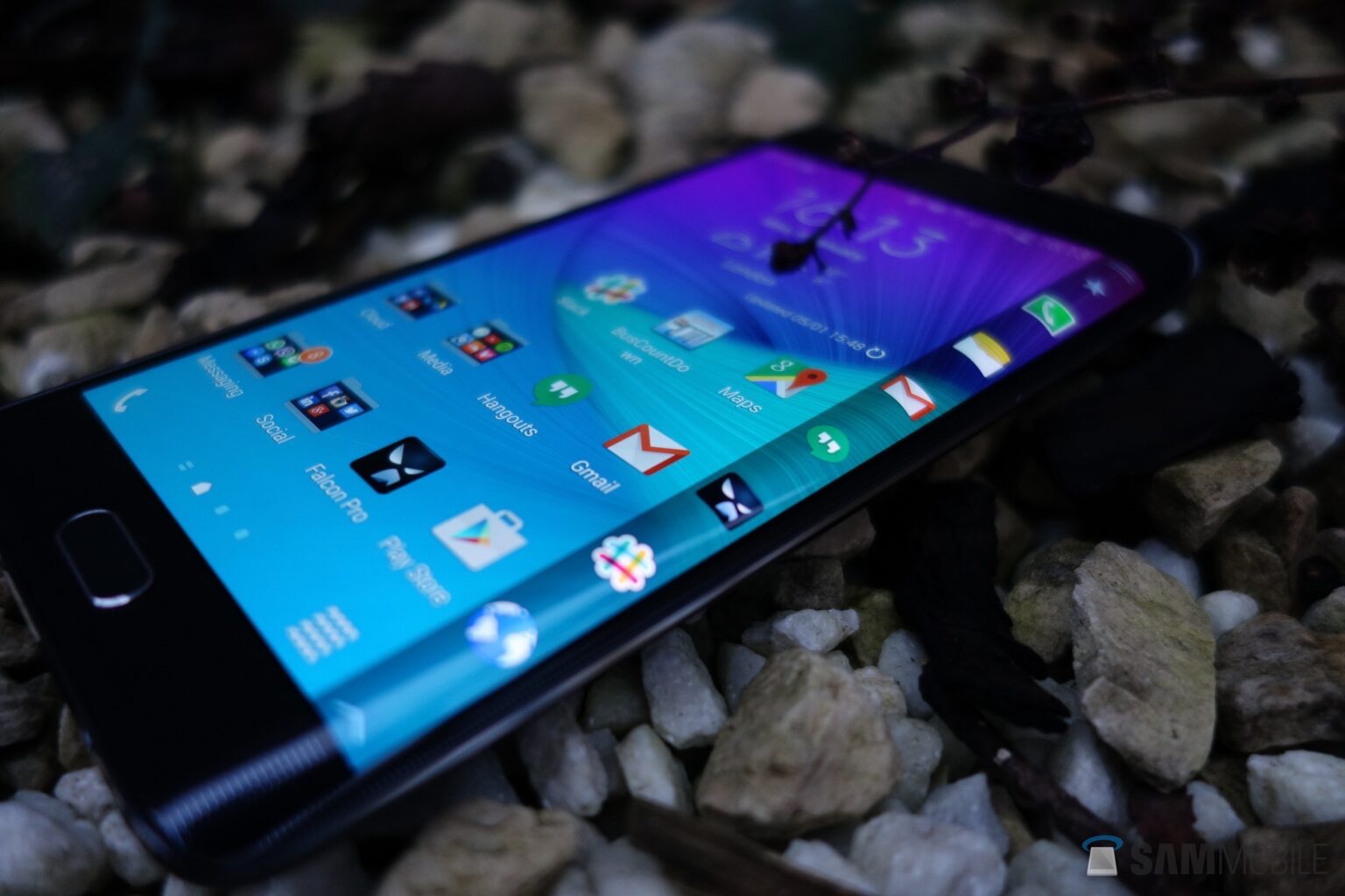 How the Galaxy S25 Edge takes Samsung back to its boldest era - SamMobile