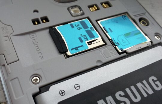 “The Future is Now”: Samsung’s new Galaxy will render microSD cards ...