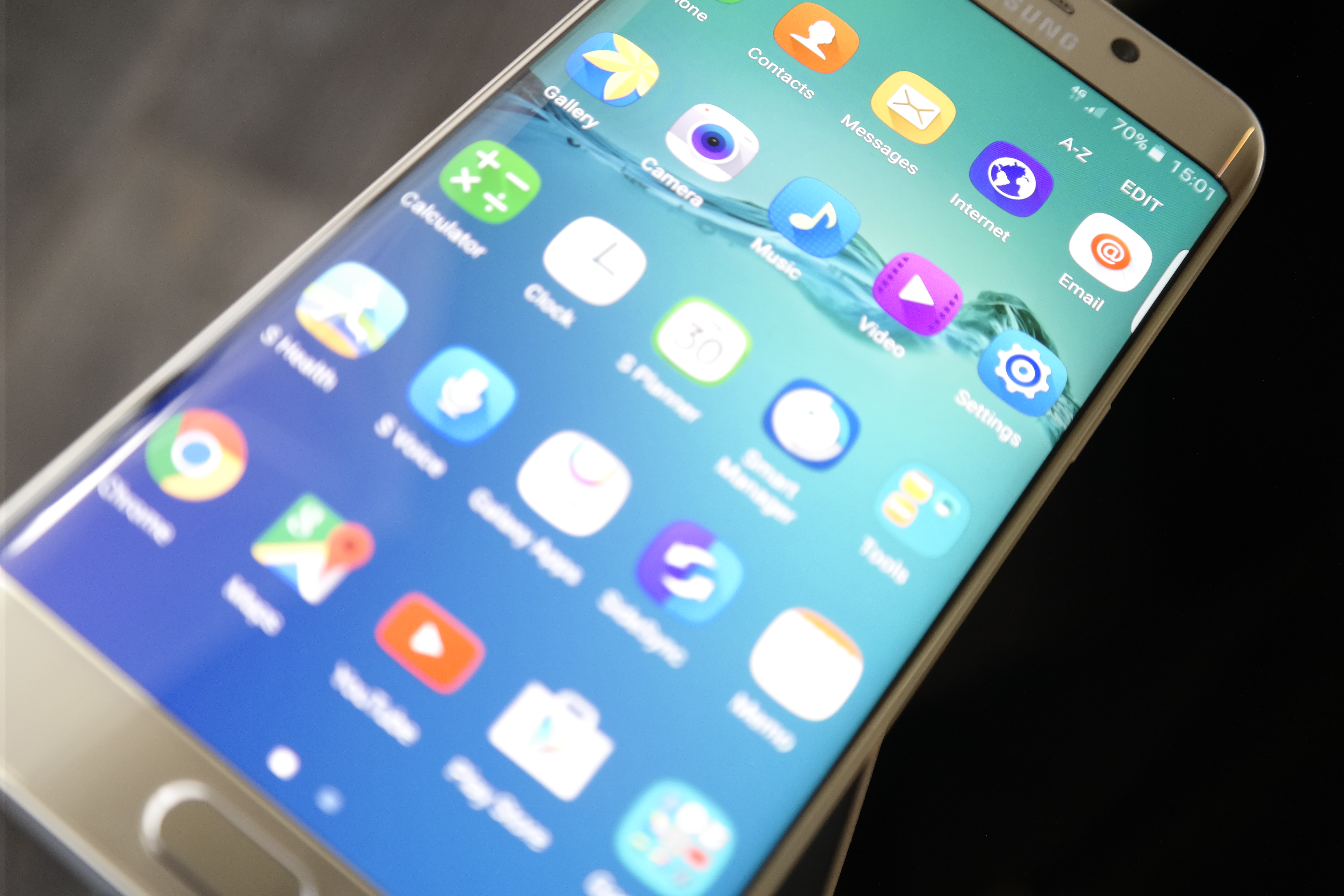 Expedia and Samsung create an exclusive app for Galaxy smartphones ...