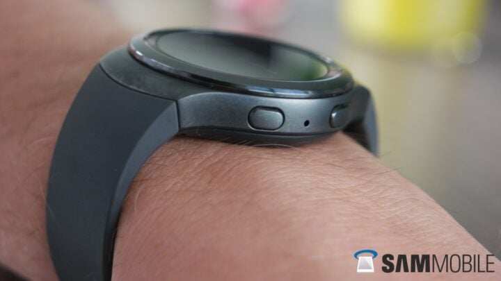 Gear S2 Review: Samsung finally understands a smartwatch should be ...