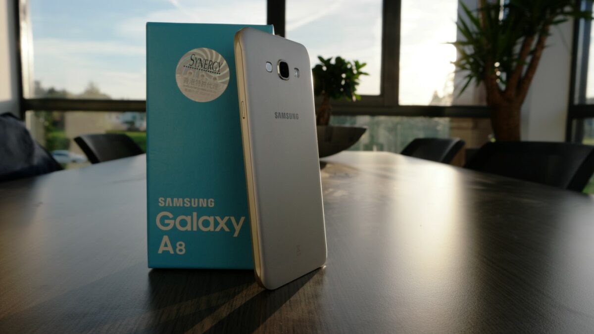 Galaxy A8 Review (SM-A8000): An awesome mid-range smartphone with a ...