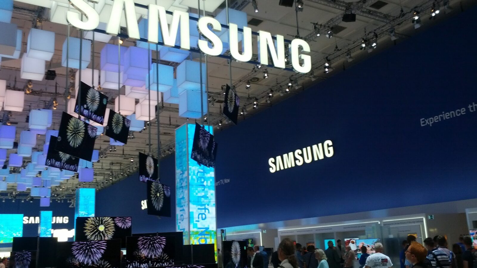 Samsung showcased enterprise mobility solutions at IFA 2015 - SamMobile ...