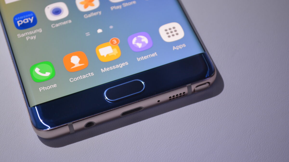 Samsung Galaxy S25 Ultra to have rounded corners like Galaxy Note 7 ...