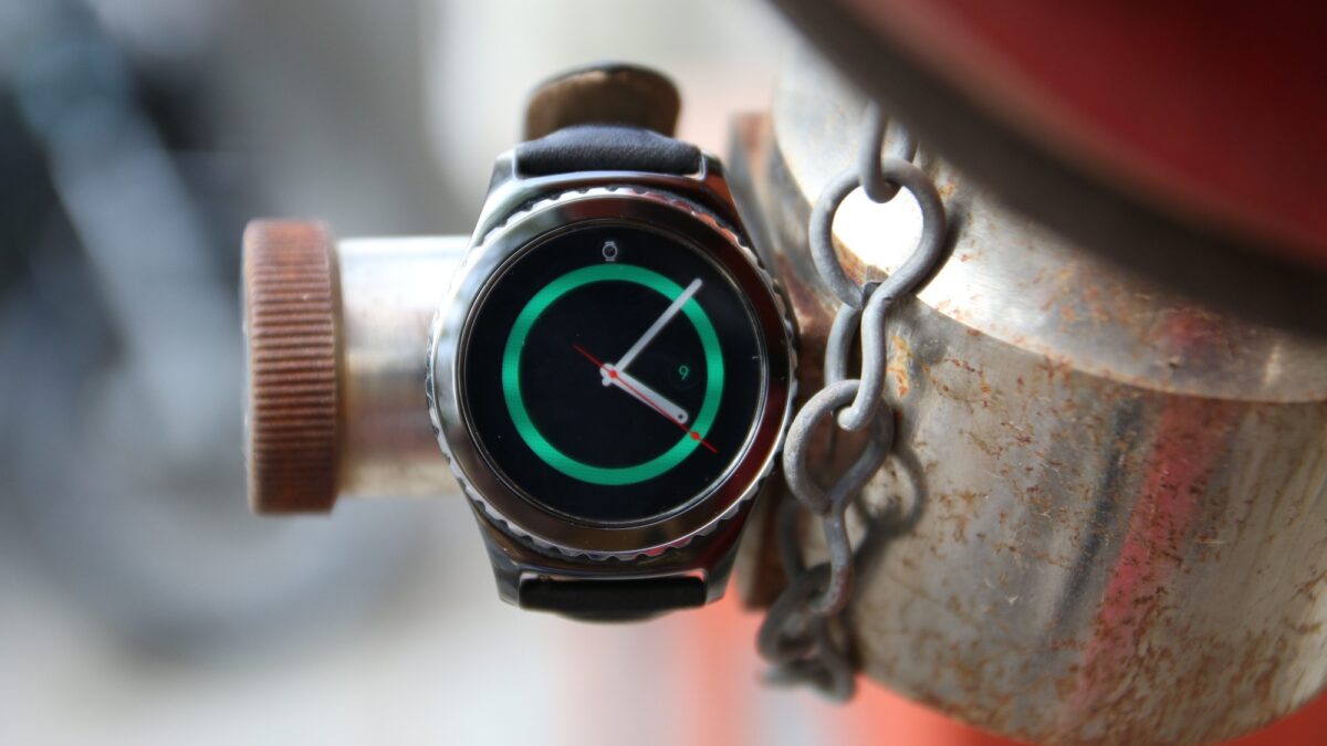 Here's the first look at the beta version of the Gear Manager app for ...