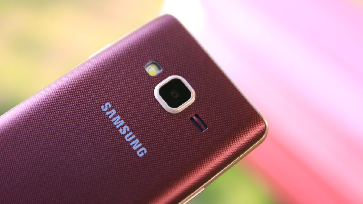 Samsung Z2 review: Strictly for first-time smartphone users - SamMobile ...
