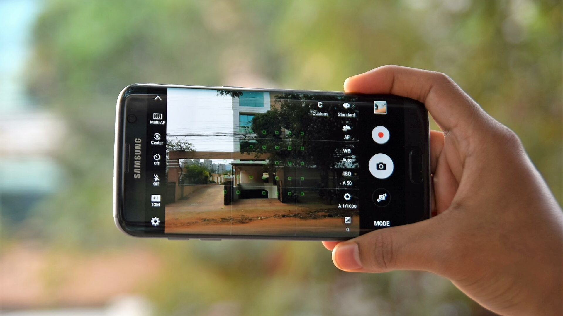 [Poll Results!] Do you use the Pro mode on your Samsung phone's camera ...