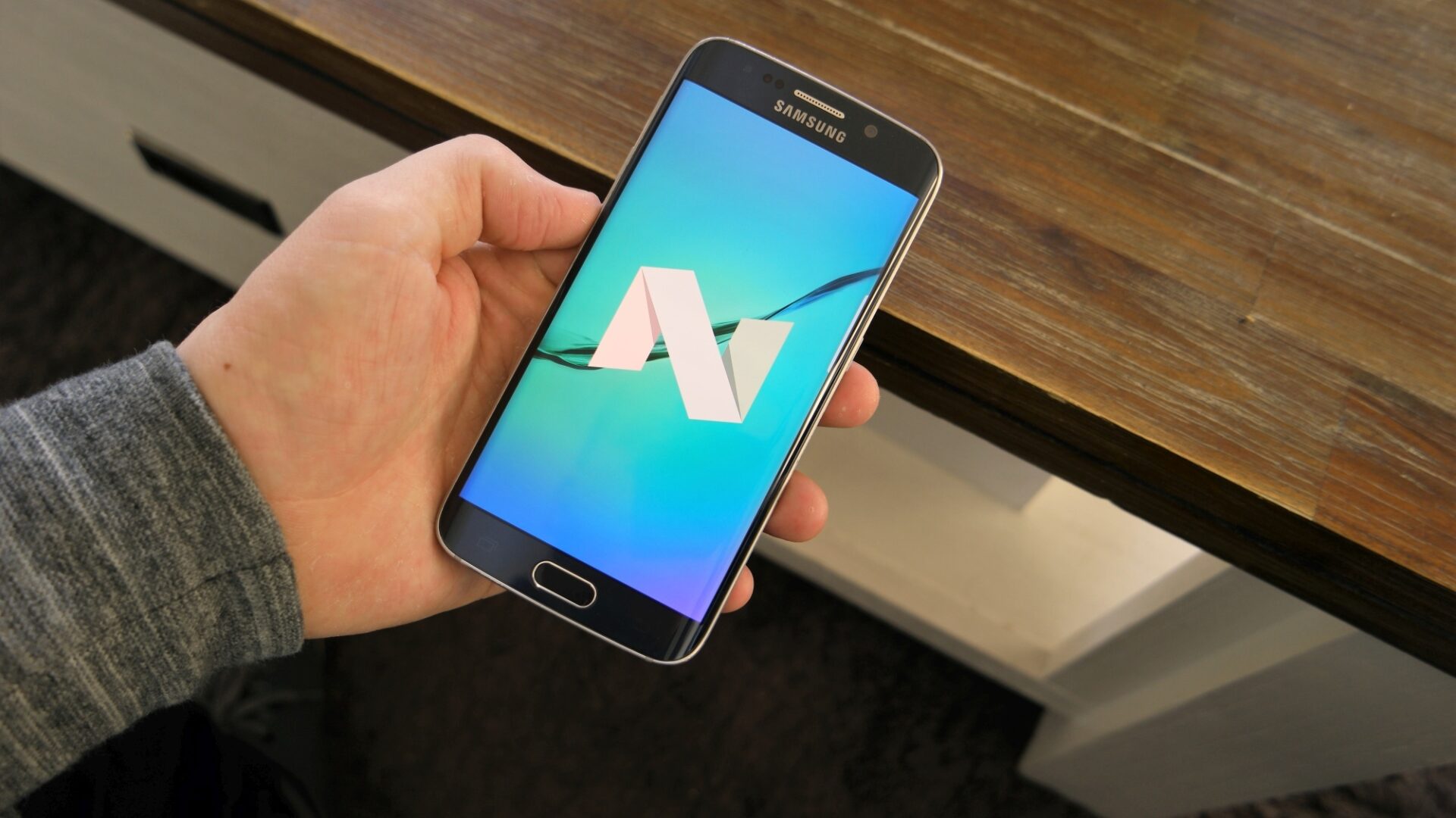 Samsung Galaxy S6, S6 edge, and S6 active start receiving Android 7.0 ...