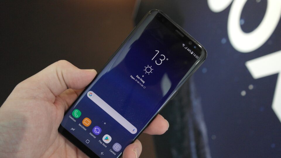 Samsung explains how it designed the Galaxy S8's user interface ...