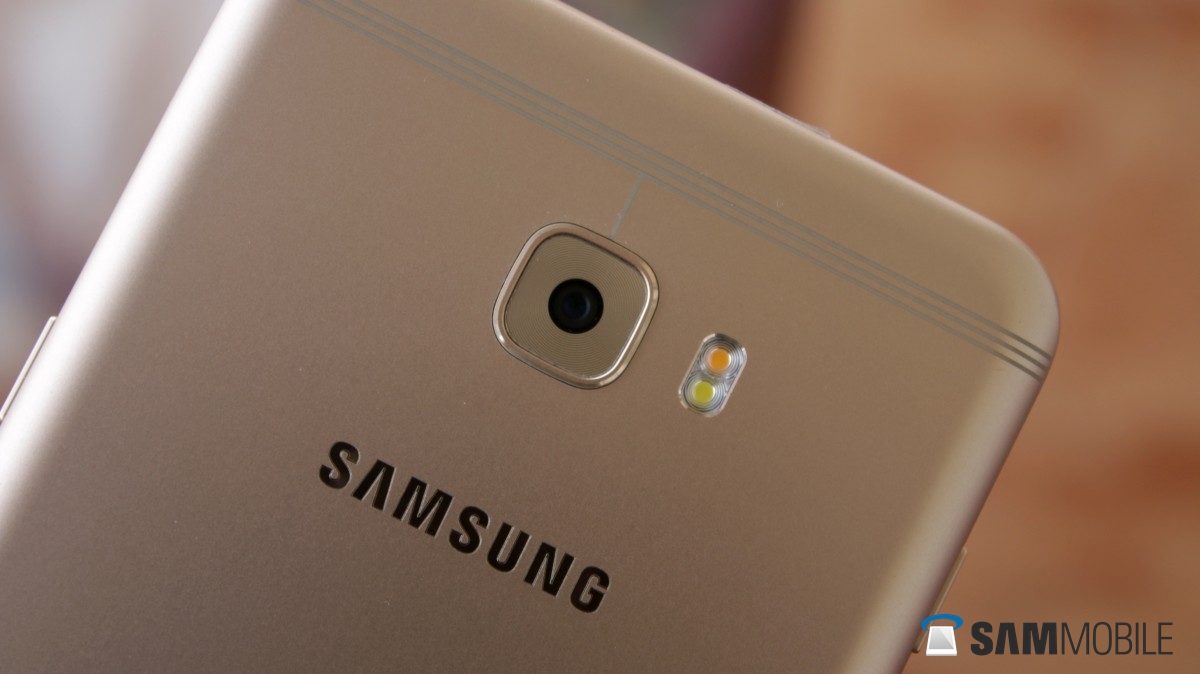 Galaxy C10 sports dual camera in leaked pictures - SamMobile - SamMobile