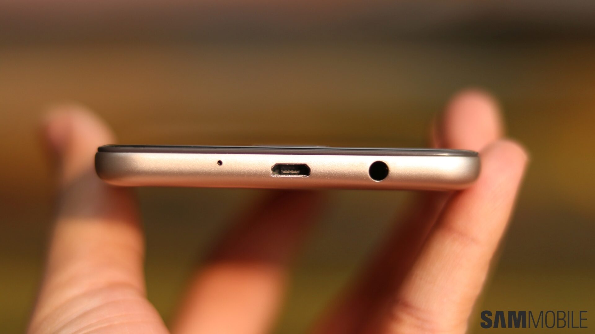 Samsung Galaxy On7 Prime review: Good effort, but not enough - SamMobile