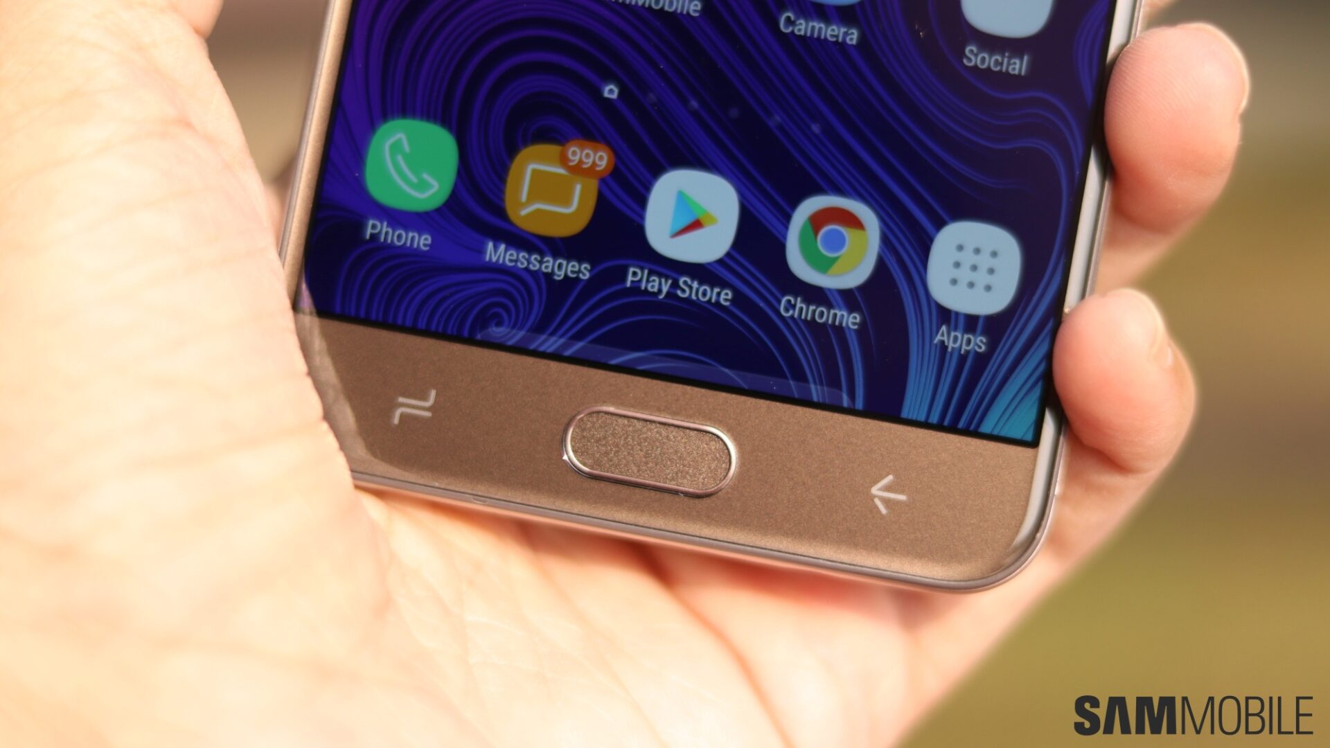 Samsung Galaxy On7 Prime review: Good effort, but not enough - SamMobile