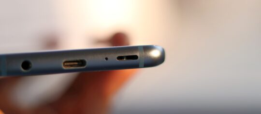 Samsung details the work behind the Galaxy S9's stereo speakers - SamMobile