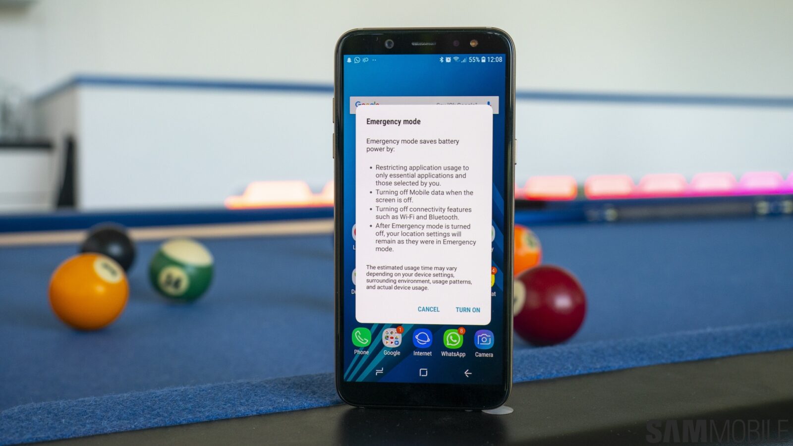 Use Emergency mode on Samsung smartphones for help in difficult ...