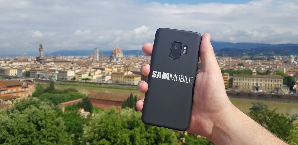 Our members can now claim their free SamMobile case - SamMobile - SamMobile