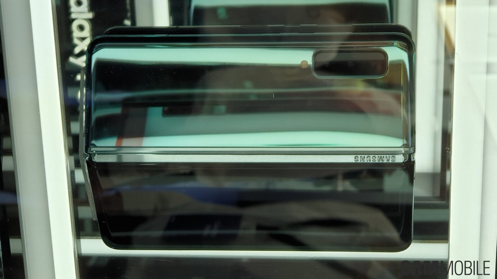 First Galaxy Fold benchmark reveals Qualcomm chip in global variant ...