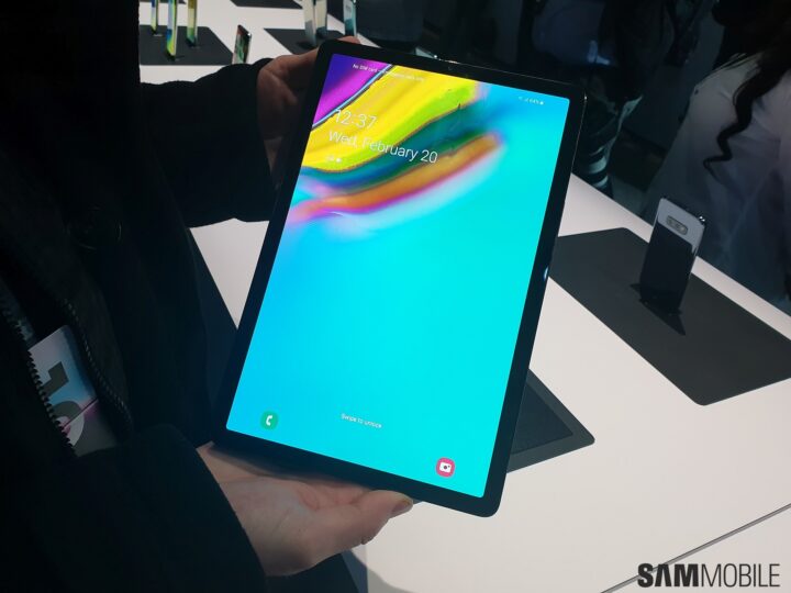 Samsung Galaxy Tab S5e hands-on: An affordable AMOLED display tablet ...