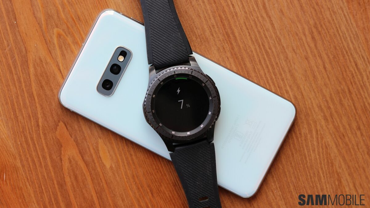 What is Wireless PowerShare and how to use it on a Galaxy S10 - SamMobile