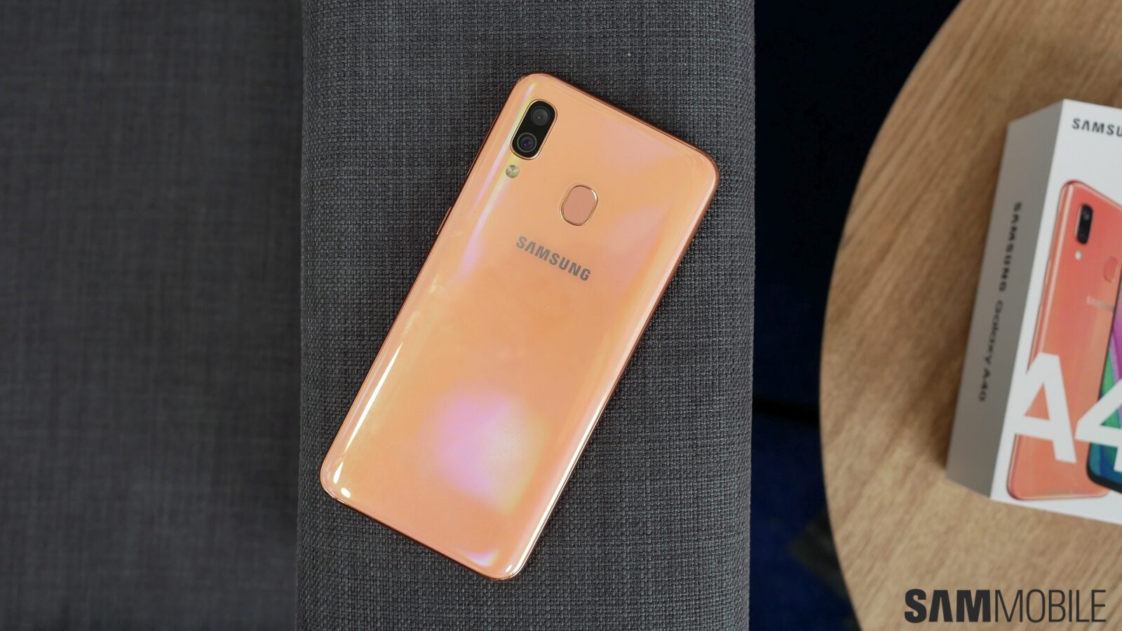 Samsung Galaxy A40 review: A compact no-frills mid-range smartphone ...