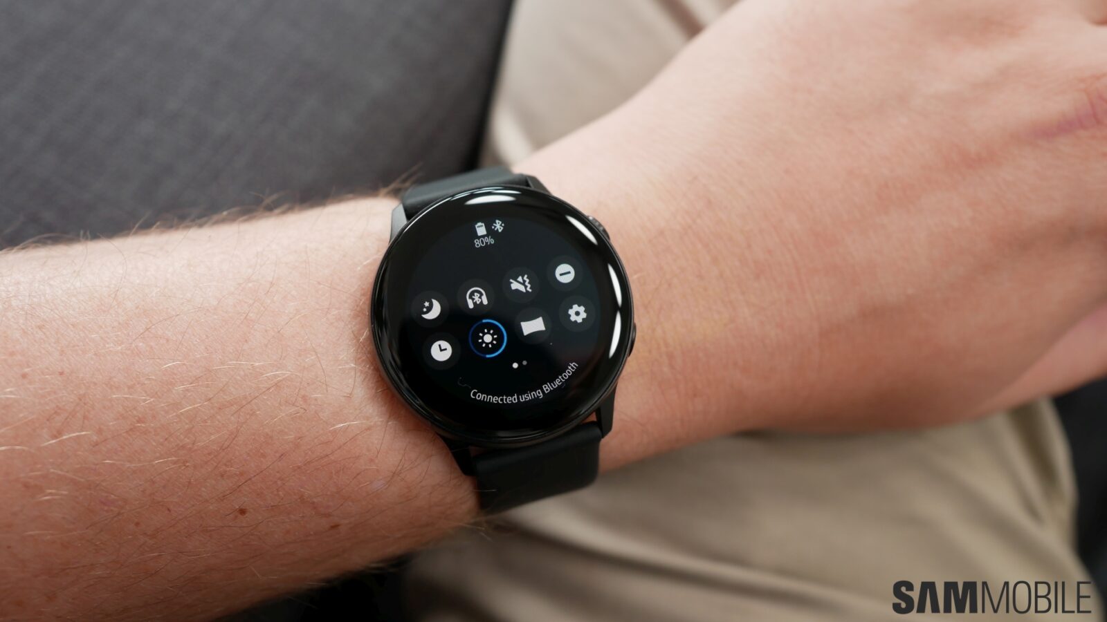 Samsung Galaxy Watch Active review: Big things come in small packages ...