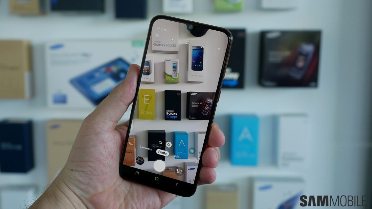 Samsung Galaxy A40 - SamMobile