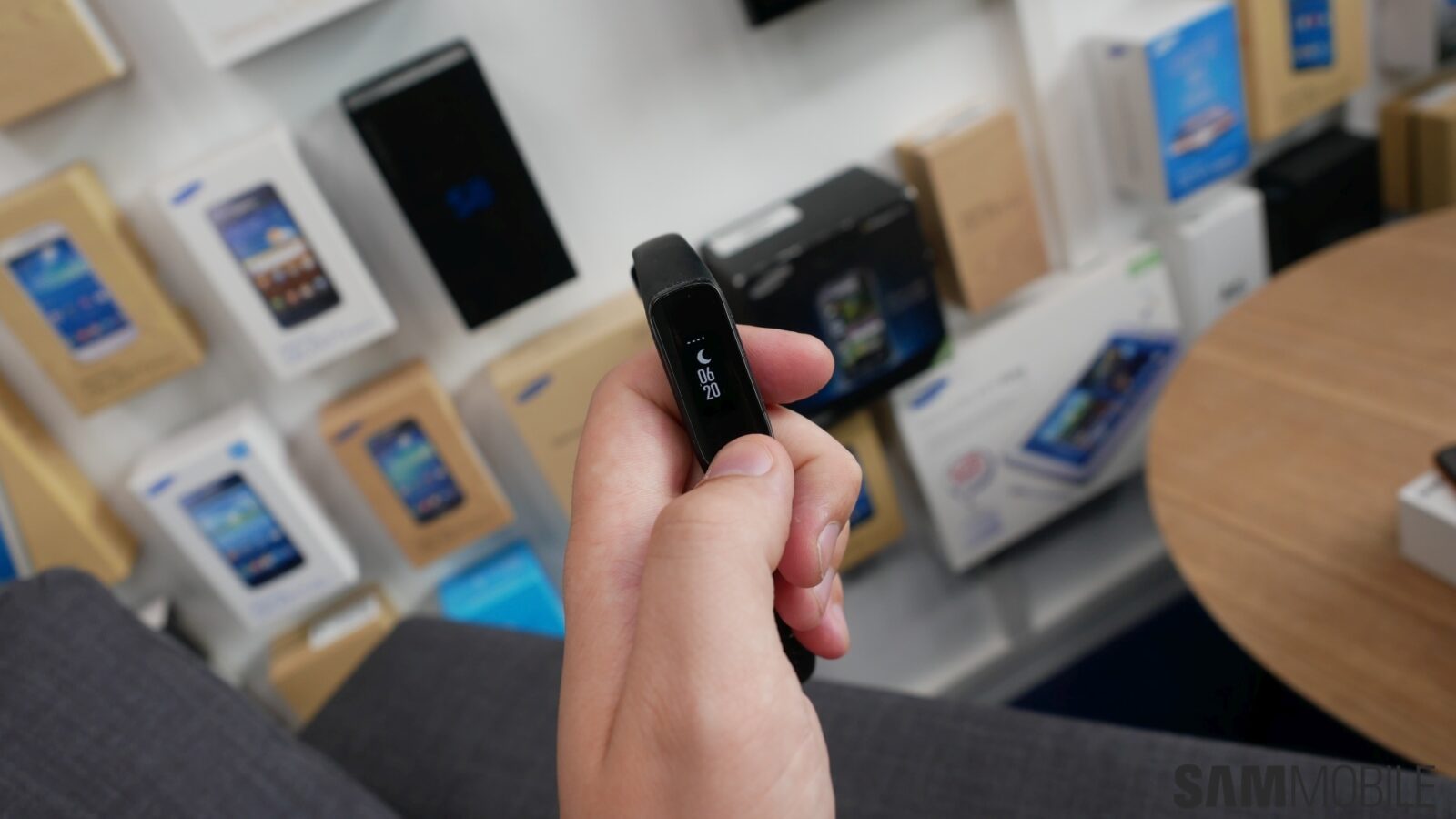Samsung Galaxy Fit e - SamMobile