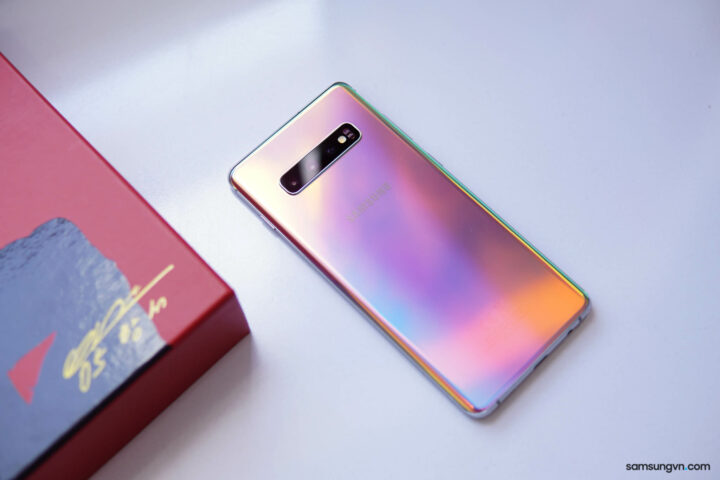 Galaxy S10+'s new Prism Silver color is quite a sight - SamMobile