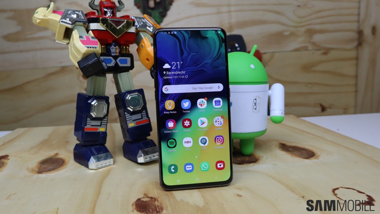 Samsung Galaxy A80 review: Cool sliding camera fails to impress - SamMobile
