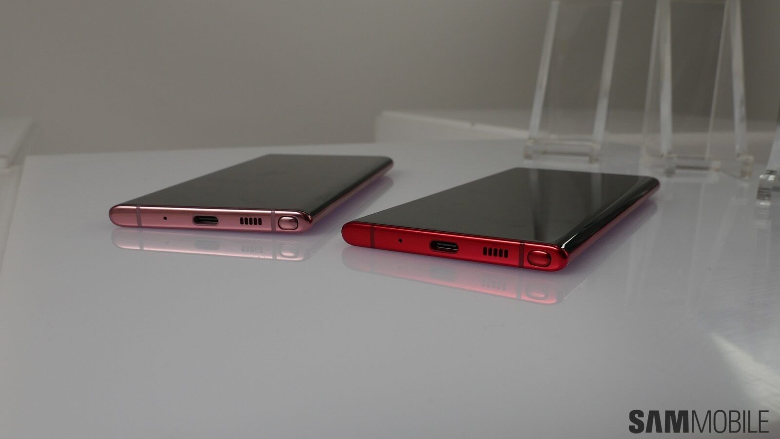 Galaxy Note 10+ charges to 100% in under 70 minutes with 25W charger ...