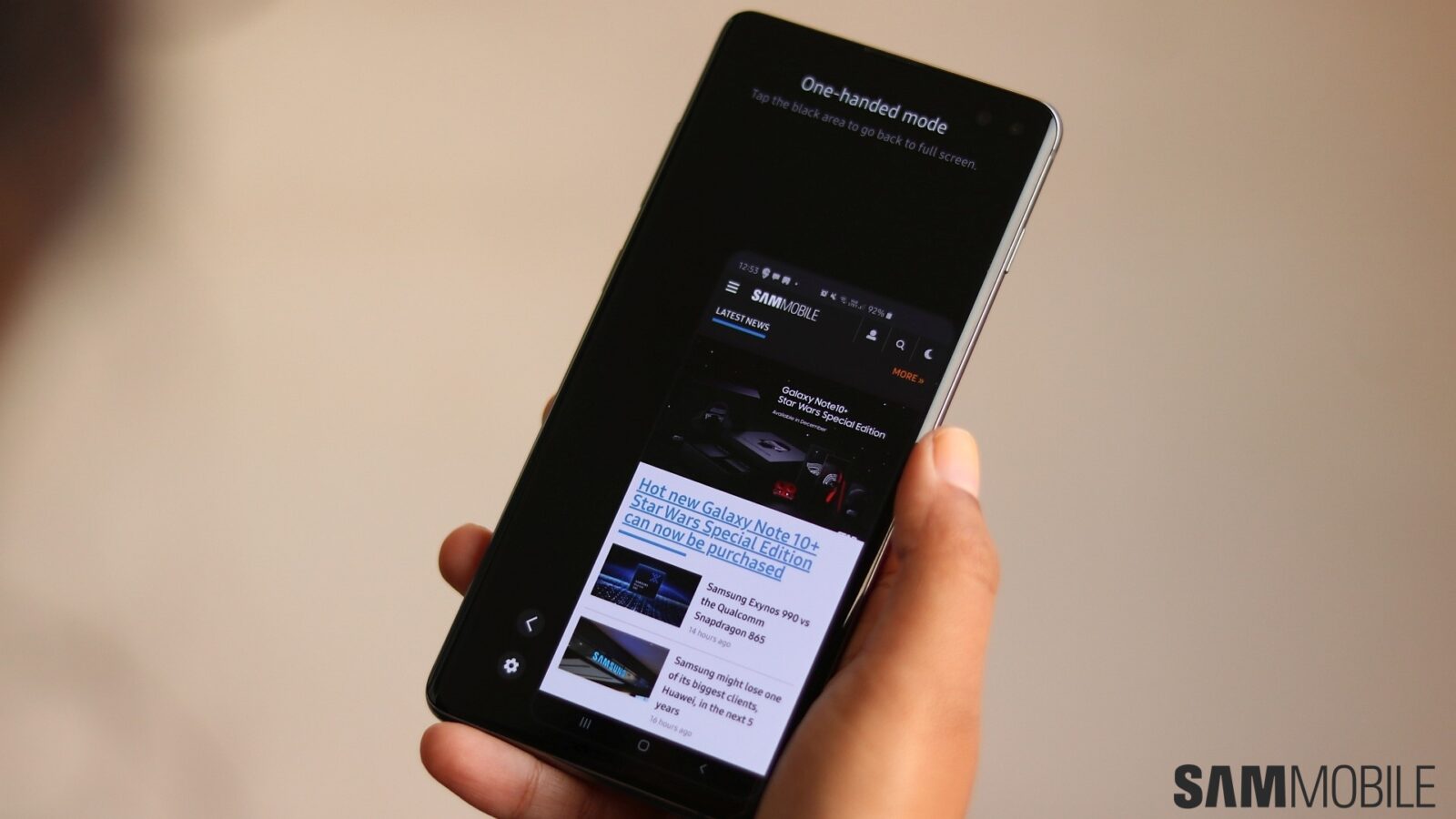 A quick look at One-handed mode & Swipe gestures on Samsung's One UI ...