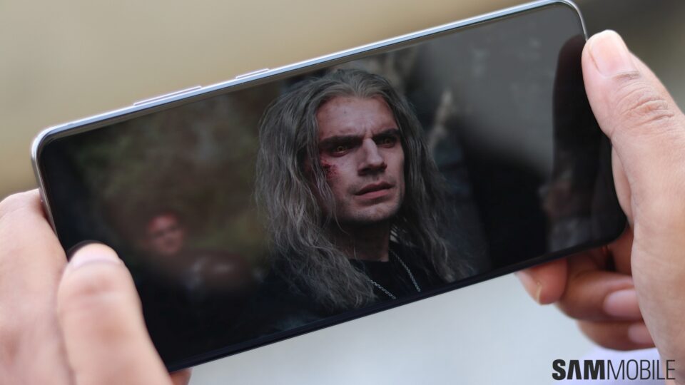 Samsung TV Plus is now available on a dozen more Galaxy phone models ...