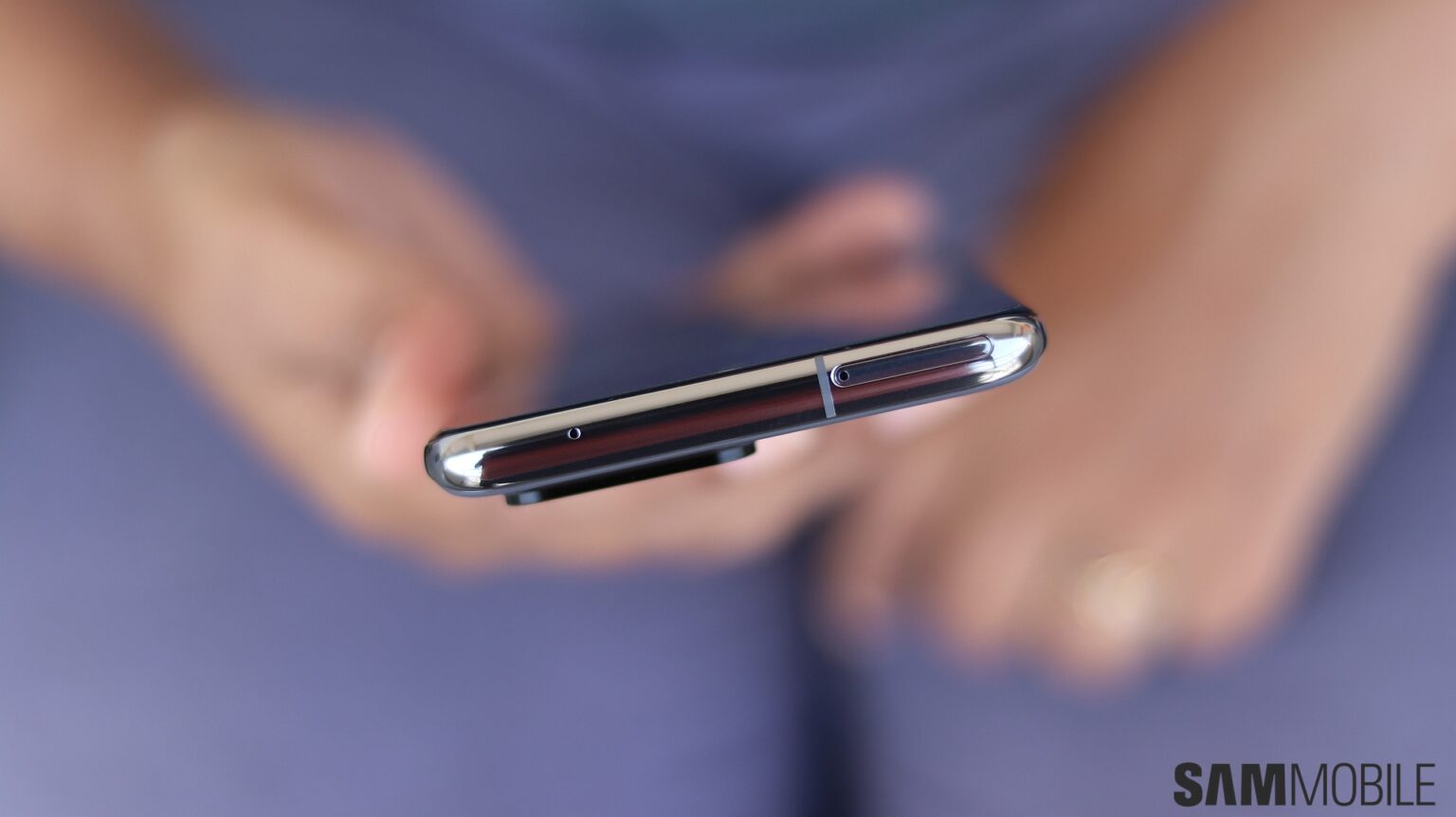 Galaxy S20 Ultra 5G lets you use 3 SIMs, or 2 SIMs and a microSD card ...