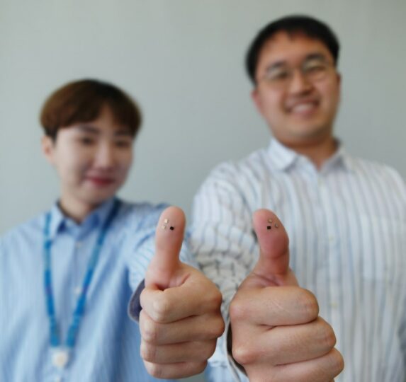 Samsung's second-gen smartphone security chip offers more features ...