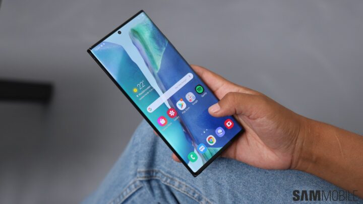 How durable is Gorilla Glass Victus? This Galaxy Note 20 Ultra video ...