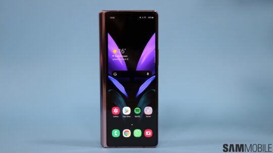Samsung Galaxy Z Fold 2 users in the US can now install Android 13 update - SamMobile