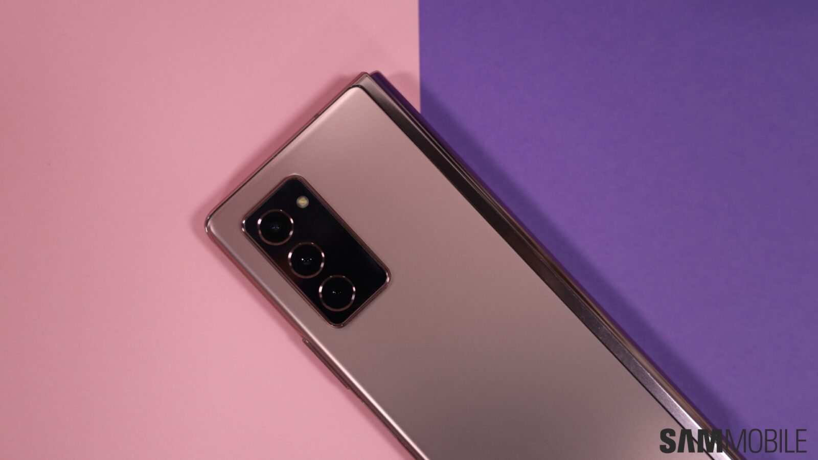 Samsung Galaxy Fold and Galaxy Z Fold 2 get August 2023 security update ...