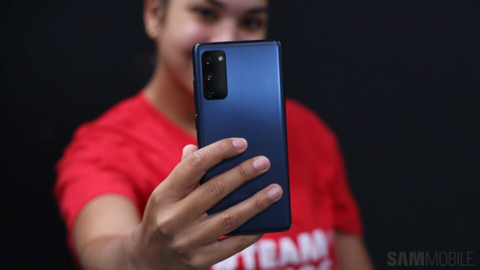 Samsung Galaxy S20 Fan Edition - SamMobile