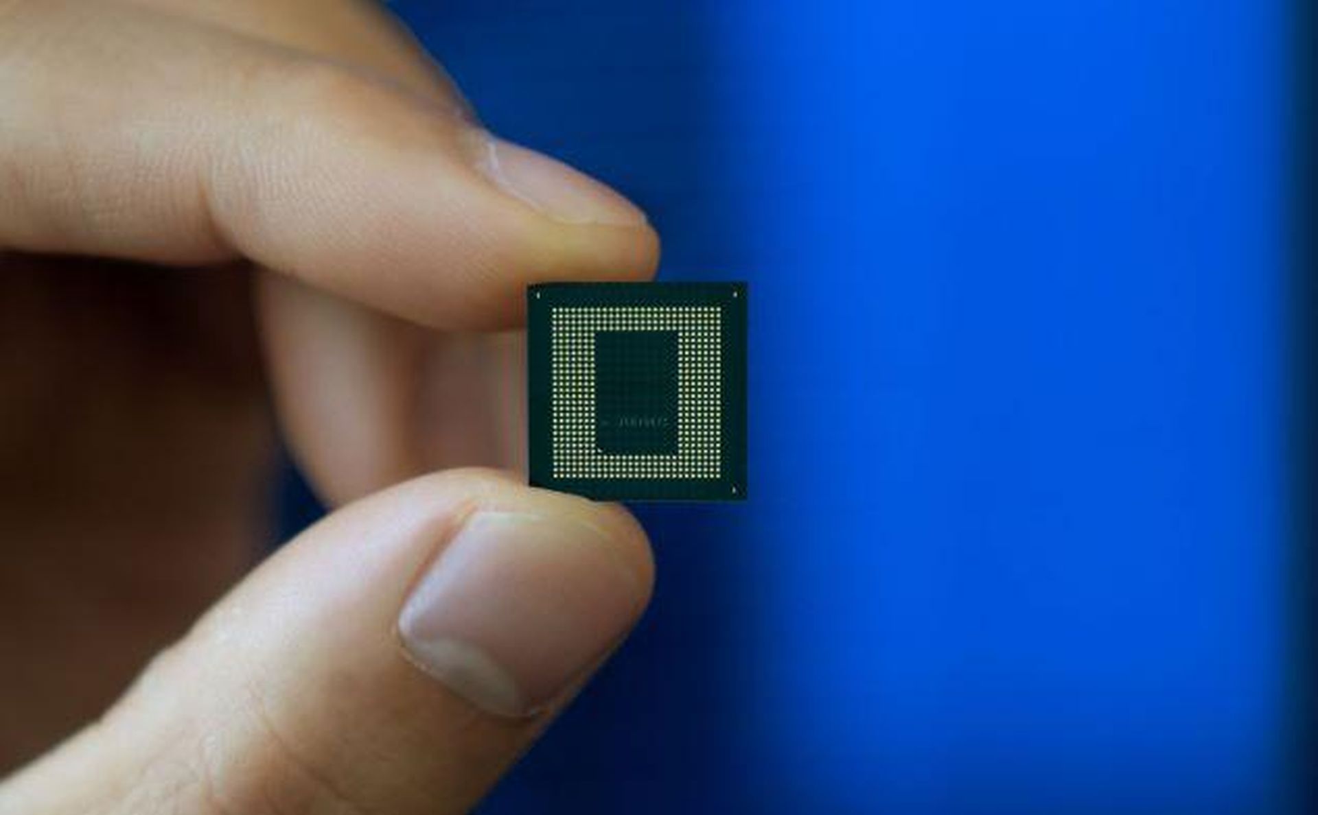 Qualcomm Could Launch Two Versions Of Snapdragon 8 Gen 2 Chipset