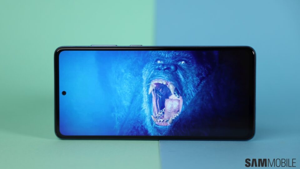 Samsung Galaxy A52 review: A mid-ranger that feels like a high-end ...