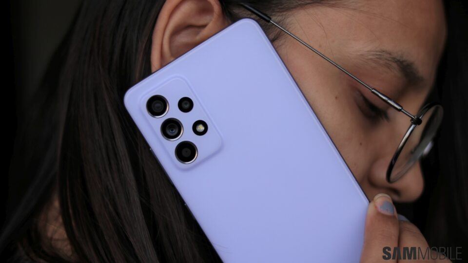 Samsung Galaxy A52 5G gets Android 14 (One UI 6.0) update in the US ...