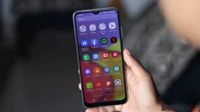 Samsung Galaxy A22 5G review: Affordable 5G phone done right - SamMobile