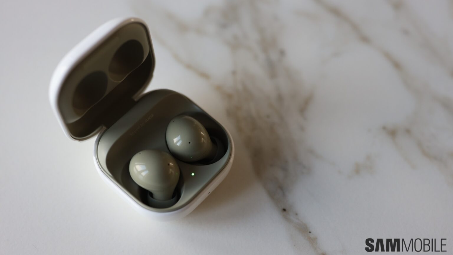 Samsung Galaxy Buds 2 review: Raising the bar for wireless earbuds ...