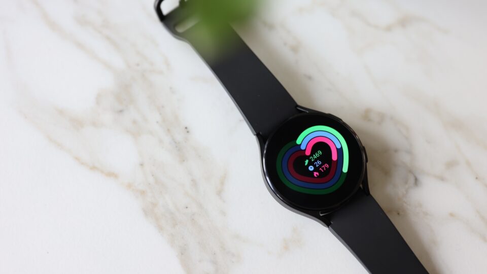 One UI 6 Watch update reaches Galaxy Watch 4 in the USA - SamMobile